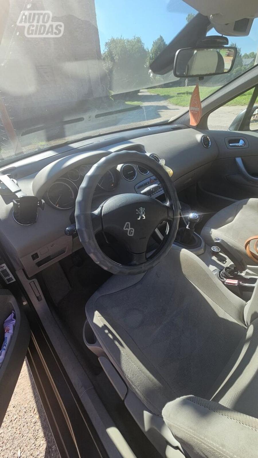 Peugeot 308 2008 in Klaipeda, with an engine capacity of 1.60 L and mileage of 195 thousand km for 1900 €, photo 6 on AUTOMOTO.COM.LV