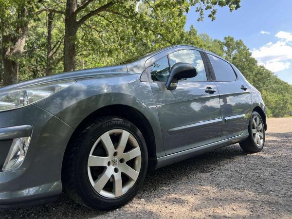 Peugeot 308 2008 in Vilnius, with an engine capacity of 1.59 L and mileage of 137 thousand km for 1900 €, photo 7 on AUTOMOTO.COM.LV