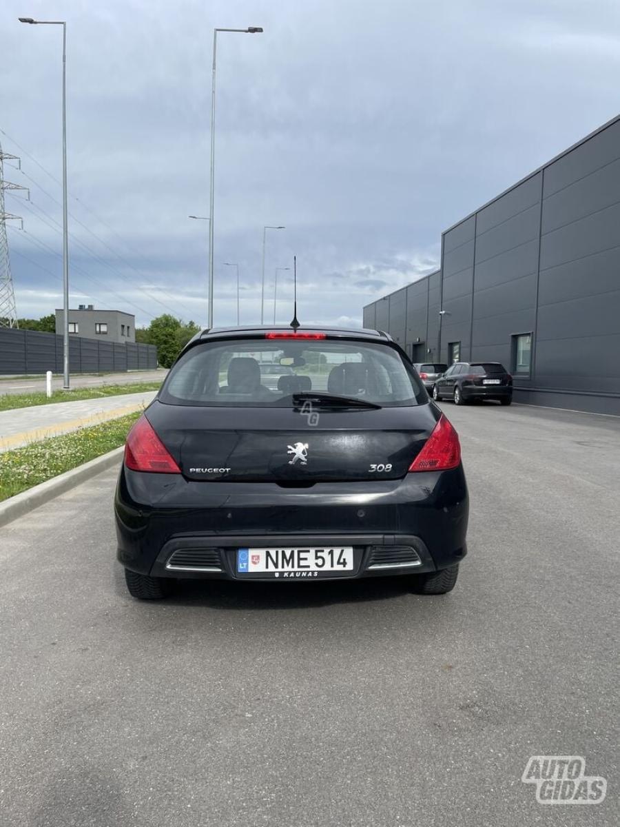 Peugeot 308 2009 in Kaunas, with an engine capacity of 1.60 L and mileage of 290 thousand km for 2200 €, photo 6 on AUTOMOTO.COM.LV