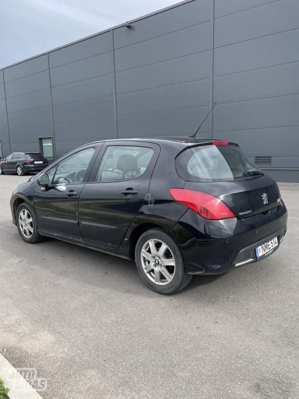 Peugeot 308 2009 in Kaunas, with an engine capacity of 1.60 L and mileage of 290 thousand km for 2200 €, photo 6 on AUTOMOTO.COM.LV