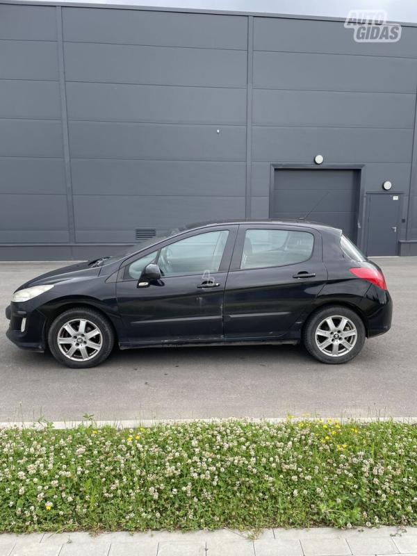 Peugeot 308 2009 in Kaunas, with an engine capacity of 1.60 L and mileage of 290 thousand km for 2200 €, photo 7 on AUTOMOTO.COM.LV
