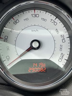 Peugeot 308 2009 in Kaunas, with an engine capacity of 1.60 L and mileage of 290 thousand km for 2200 €, photo 24 on AUTOMOTO.COM.LV
