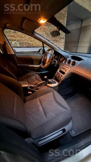 Peugeot 308 2009 in Riga, with an engine capacity of 1.60 L and mileage of 192 thousand km for 2500 €, photo 5 on AUTOMOTO.COM.LV