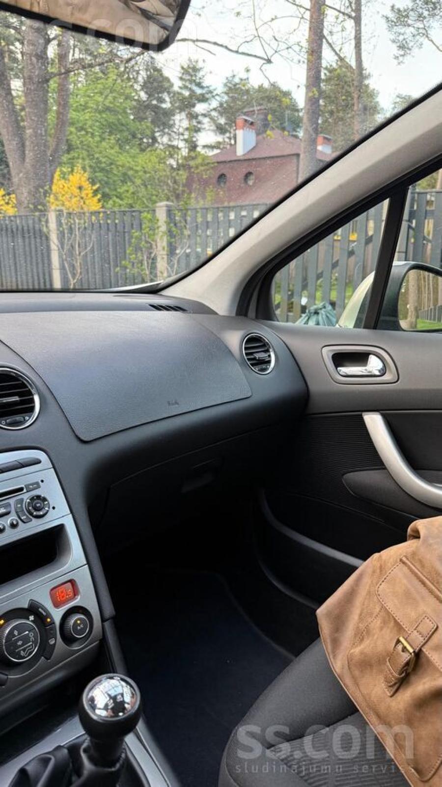 Peugeot 308 2009 in Riga, with an engine capacity of 1.60 L and mileage of 192 thousand km for 2500 €, photo 9 on AUTOMOTO.COM.LV