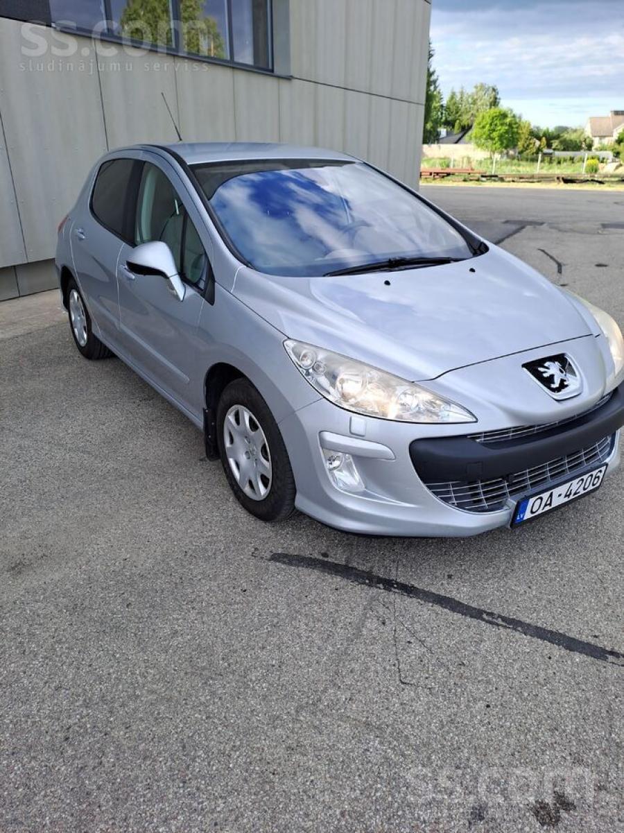 Peugeot 308 2009 Rīga, ar dzinēja tilpumu 1.60 L un nobraukumu 215 tūkst. km par 3250 €, foto 4 vietnē AUTOMOTO.COM.LV