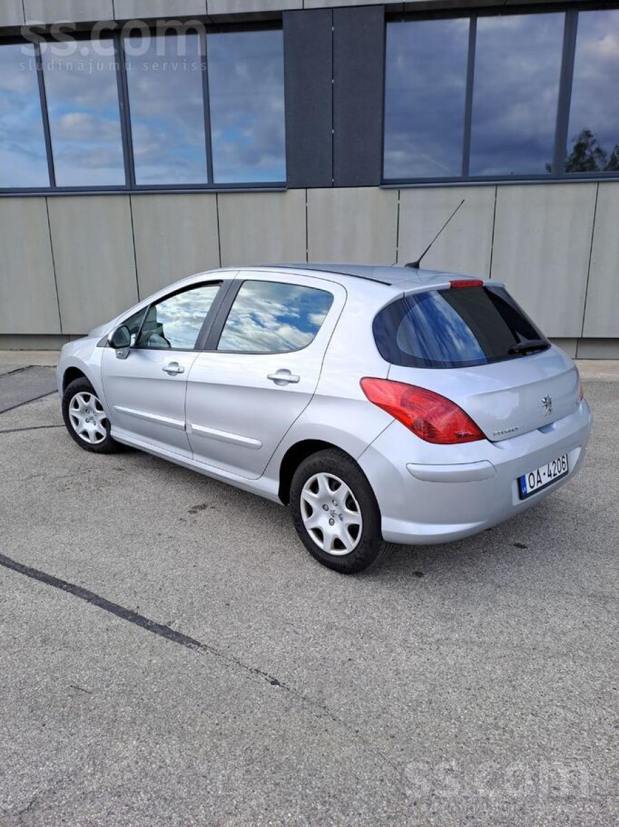 Peugeot 308 2009 Rīga, ar dzinēja tilpumu 1.60 L un nobraukumu 215 tūkst. km par 3250 €, foto 15 vietnē AUTOMOTO.COM.LV