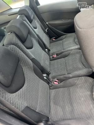 Peugeot 308 2009 in Vilnius, with an engine capacity of 1.60 L and mileage of 335 thousand km for 750 €, photo 16 on AUTOMOTO.COM.LV