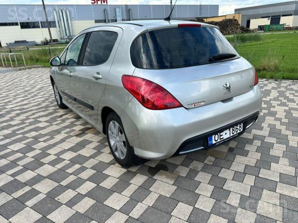Peugeot 308 2010 Jelgava, ar dzinēja tilpumu 1.60 L un nobraukumu 214 tūkst. km par 1700 €, foto 3 vietnē AUTOMOTO.COM.LV