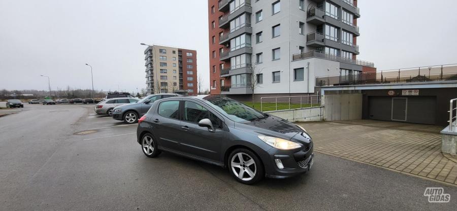 Peugeot 308 2010 in Klaipeda, with an engine capacity of 1.60 L and mileage of 381 thousand km for 1650 €, photo 5 on AUTOMOTO.COM.LV