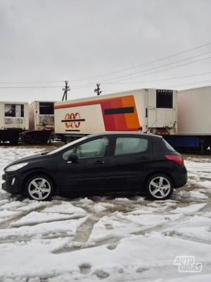 Peugeot 308 2011 in Plunge, with an engine capacity of 2.00 L and mileage of 322 thousand km for 2500 €, photo 7 on AUTOMOTO.COM.LV