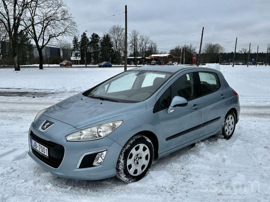 Peugeot 308 2012 in Riga, with an engine capacity of 1.60 L and mileage of 160 thousand km for 2400 €, photo 1 on AUTOMOTO.COM.LV