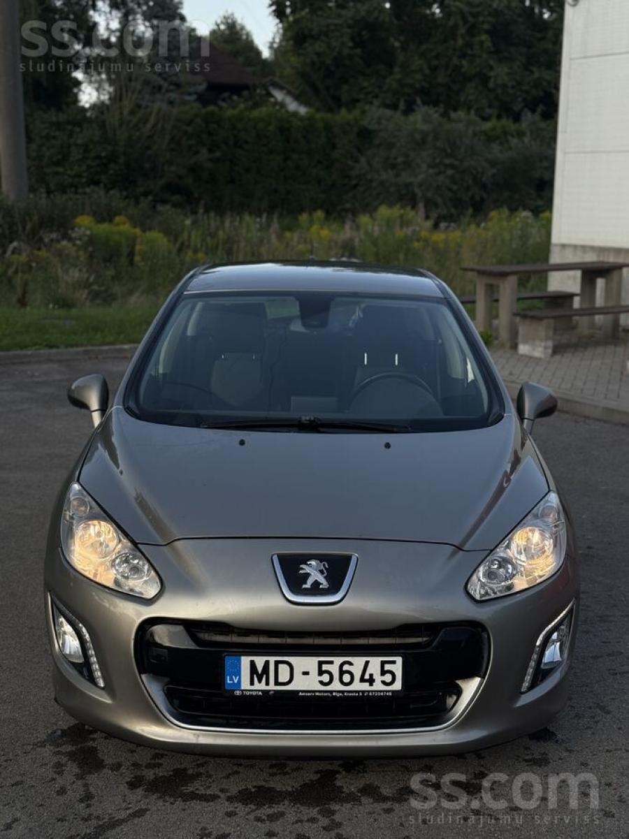 Peugeot 308 2013 Rīga, ar dzinēja tilpumu 1.60 L un nobraukumu 422 tūkst. km par 3550 €, foto 2 vietnē AUTOMOTO.COM.LV