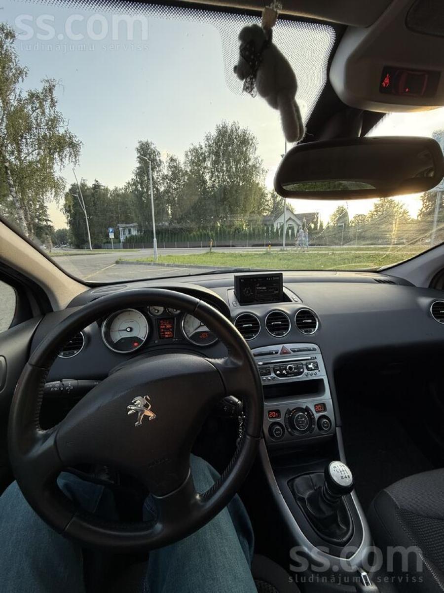 Peugeot 308 2013 Rīga, ar dzinēja tilpumu 1.60 L un nobraukumu 422 tūkst. km par 3550 €, foto 6 vietnē AUTOMOTO.COM.LV