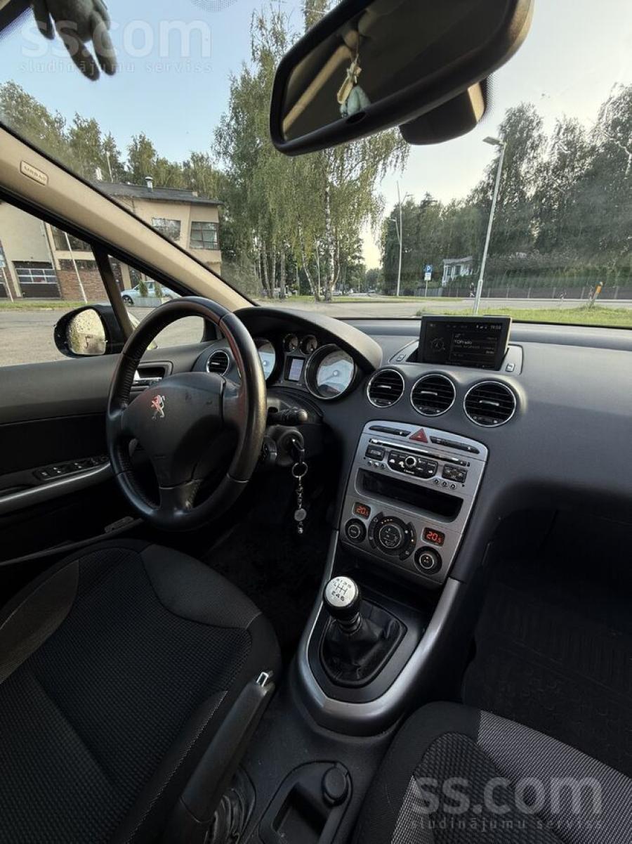Peugeot 308 2013 Rīga, ar dzinēja tilpumu 1.60 L un nobraukumu 422 tūkst. km par 3550 €, foto 8 vietnē AUTOMOTO.COM.LV