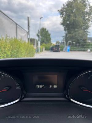 Peugeot 308 2014 in Tallinn, with an engine capacity of 1.20 L and mileage of 0 thousand km for 3400 €, photo 8 on AUTOMOTO.COM.LV