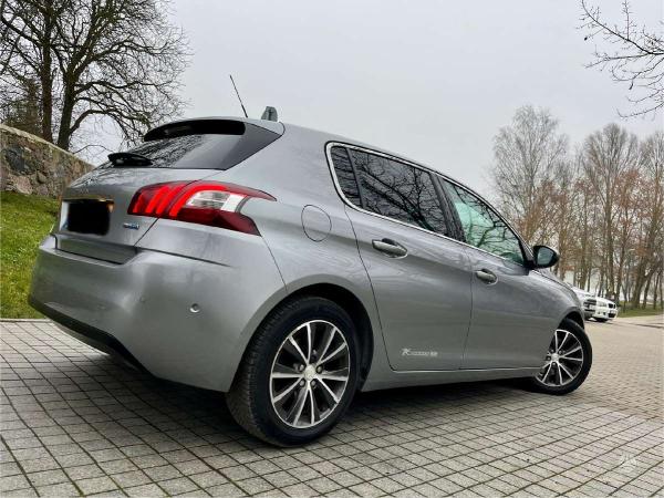 Peugeot 308 2015 in Siauliai, with an engine capacity of 2.00 L and mileage of 169 thousand km for 7250 €, photo 4 on AUTOMOTO.COM.LV