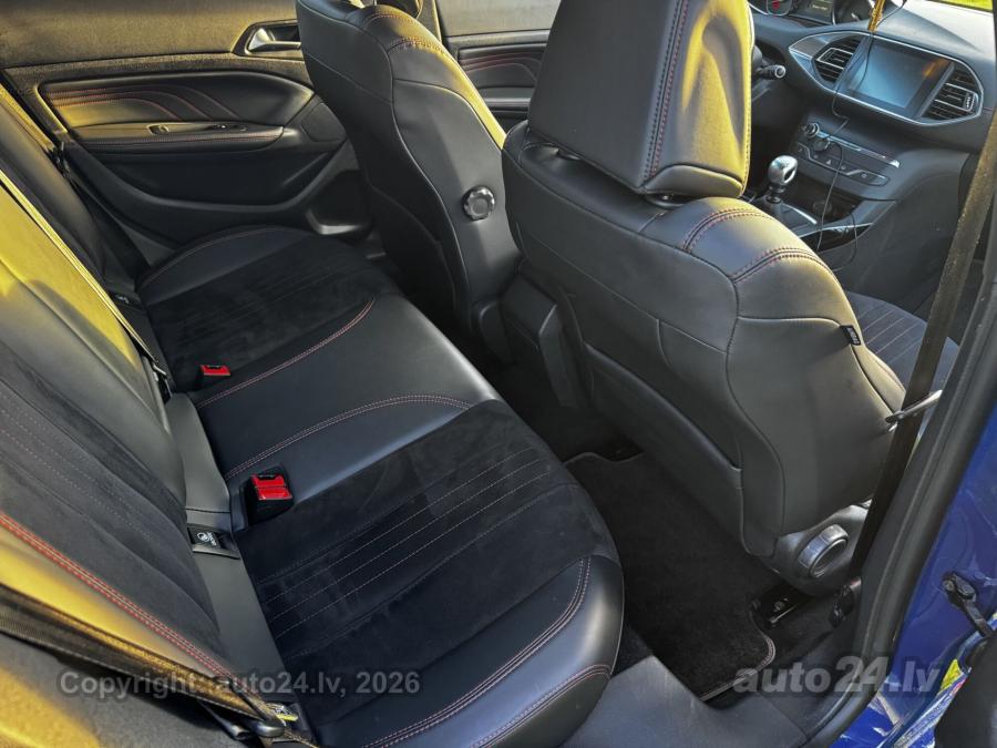 Peugeot 308 2015 in Tallinn, with an engine capacity of 1.20 L and mileage of 115 thousand km for 7000 €, photo 11 on AUTOMOTO.COM.LV