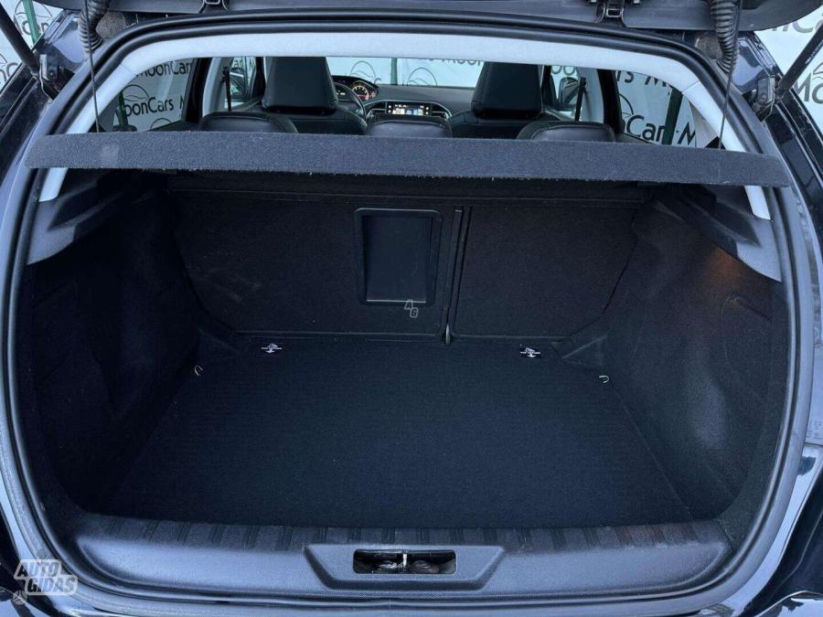 Peugeot 308 2015 in Vilnius, with an engine capacity of 1.20 L and mileage of 125 thousand km for 7900 €, photo 10 on AUTOMOTO.COM.LV