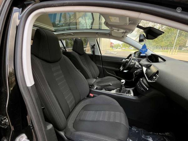 Peugeot 308 2015 in Siauliai, with an engine capacity of 1.60 L and mileage of 200 thousand km for 5900 €, photo 2 on AUTOMOTO.COM.LV
