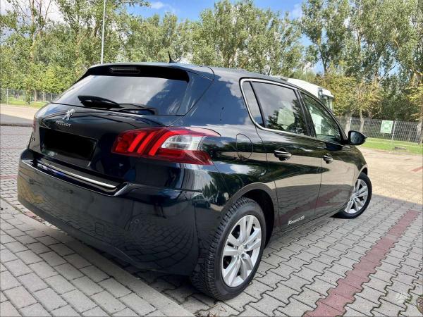 Peugeot 308 2015 in Siauliai, with an engine capacity of 1.60 L and mileage of 200 thousand km for 5900 €, photo 3 on AUTOMOTO.COM.LV