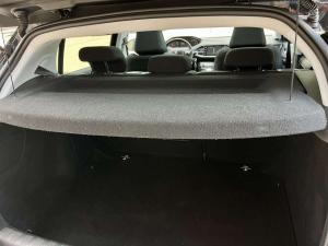 Peugeot 308 2015 in Siauliai, with an engine capacity of 1.60 L and mileage of 200 thousand km for 5900 €, photo 12 on AUTOMOTO.COM.LV
