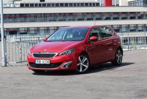 Пежо 308 2015 в Рига, объемом двигателя 1.20 л и пробегом 106 тыс. км за 6280 €, фото 4 на AUTOMOTO.COM.LV