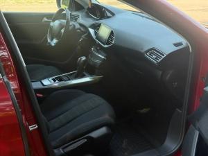 Пежо 308 2015 в Рига, объемом двигателя 1.20 л и пробегом 106 тыс. км за 6280 €, фото 9 на AUTOMOTO.COM.LV