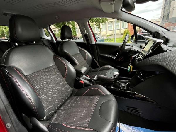 Peugeot 308 2015 in Vilnius, with an engine capacity of 0.00 L and mileage of 380 thousand km for 4999 €, photo 2 on AUTOMOTO.COM.LV
