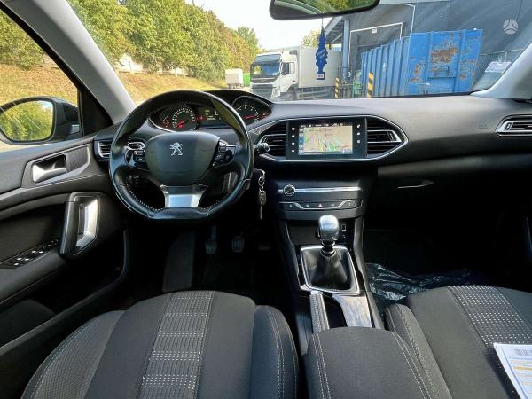 Peugeot 308 2015 in Siauliai, with an engine capacity of 1.60 L and mileage of 200 thousand km for 5850 €, photo 6 on AUTOMOTO.COM.LV