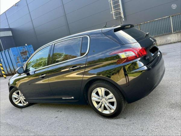 Peugeot 308 2015 in Siauliai, with an engine capacity of 1.60 L and mileage of 200 thousand km for 5850 €, photo 9 on AUTOMOTO.COM.LV