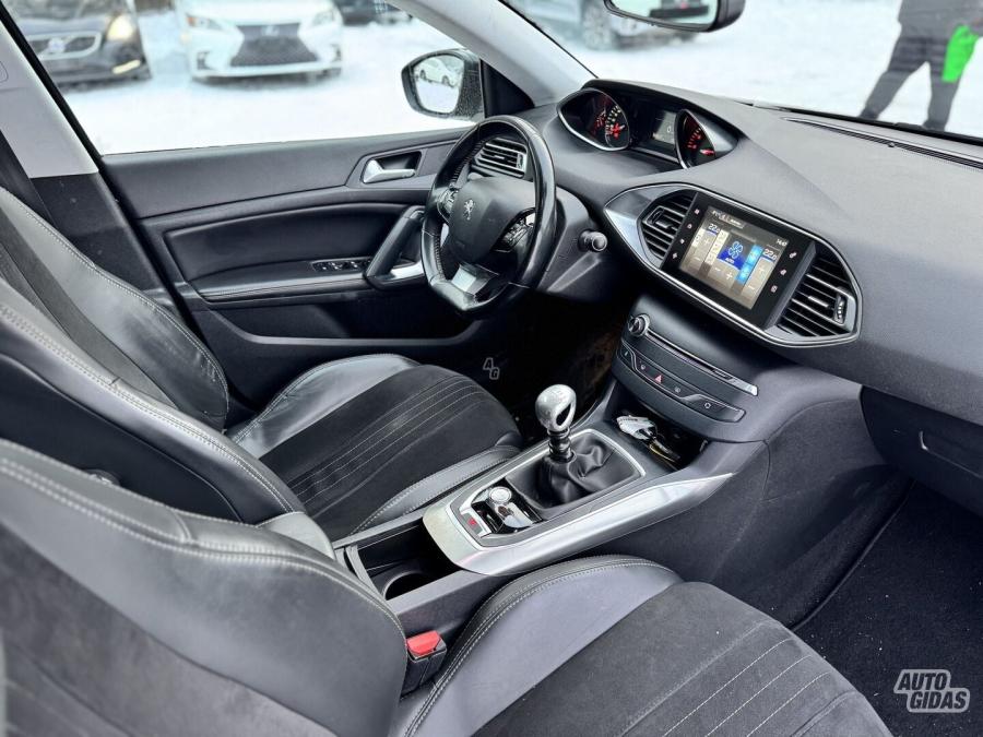 Peugeot 308 2016 Viļņa, ar dzinēja tilpumu 1.60 L un nobraukumu 190 tūkst. km par 7300 €, foto 18 vietnē AUTOMOTO.COM.LV
