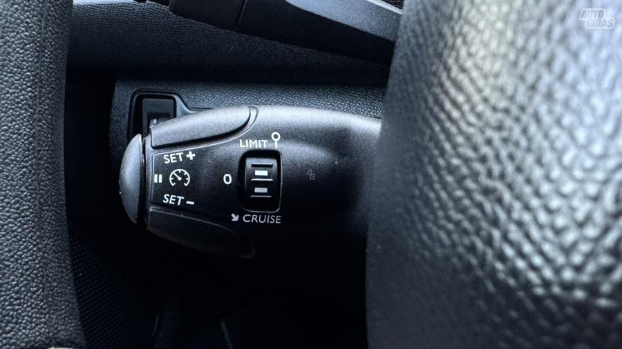 Peugeot 308 2016 Radviliškis, ar dzinēja tilpumu 1.20 L un nobraukumu 122 tūkst. km par 4650 €, foto 23 vietnē AUTOMOTO.COM.LV