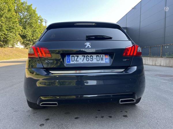Peugeot 308 2016 in Taurage, with an engine capacity of 2.00 L and mileage of 250 thousand km for 7999 €, photo 3 on AUTOMOTO.COM.LV