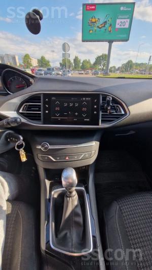 Peugeot 308 2018 Rīga, ar dzinēja tilpumu 1.20 L un nobraukumu 118 tūkst. km par 5500 €, foto 12 vietnē AUTOMOTO.COM.LV