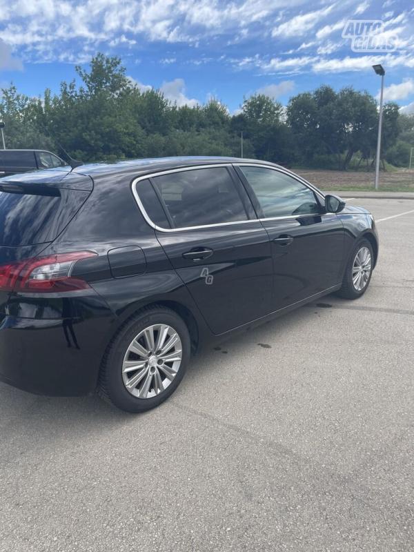 Peugeot 308 2020 in Jurbarkas, with an engine capacity of 1.50 L and mileage of 162 thousand km for 6200 €, photo 2 on AUTOMOTO.COM.LV