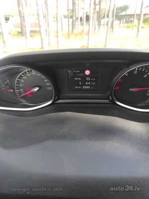 Peugeot 308 2020 Narva, ar dzinēja tilpumu 1.50 L un nobraukumu 129 tūkst. km par 10000 €, foto 11 vietnē AUTOMOTO.COM.LV
