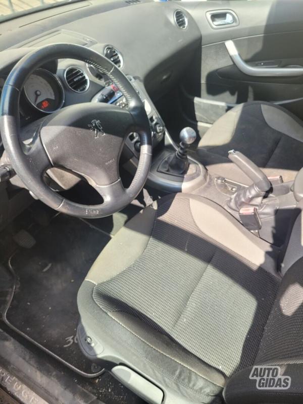 Peugeot 308 2021 Viļņa, ar dzinēja tilpumu 1.60 L un nobraukumu 295 tūkst. km par 1300 €, foto 6 vietnē AUTOMOTO.COM.LV