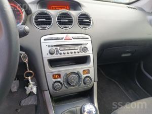 Red Peugeot 308 2007 in Riga, with an engine capacity of 1.60 L and mileage of 156 thousand km for 1350 €, photo 7 on AUTOMOTO.COM.LV