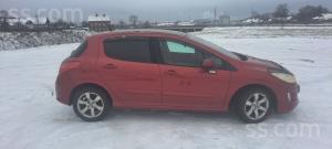 Red Peugeot 308 2008 in Daugavpils, with an engine capacity of 1.60 L and mileage of 225 thousand km for 2800 €, photo 4 on AUTOMOTO.COM.LV