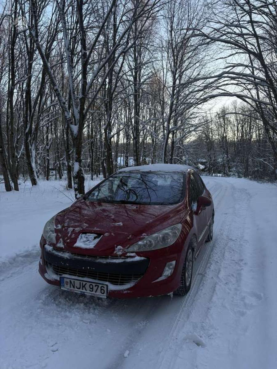Red Peugeot 308 2008 in Siauliai, with an engine capacity of 1.56 L and mileage of 266 thousand km for 2000 €, photo 1 on AUTOMOTO.COM.LV
