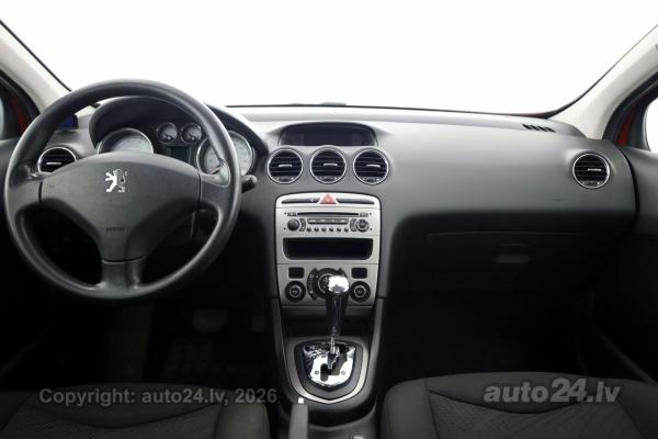 Red Peugeot 308 2008 in Tallinn, with an engine capacity of 1.60 L and mileage of 139 thousand km for 2799 €, photo 5 on AUTOMOTO.COM.LV