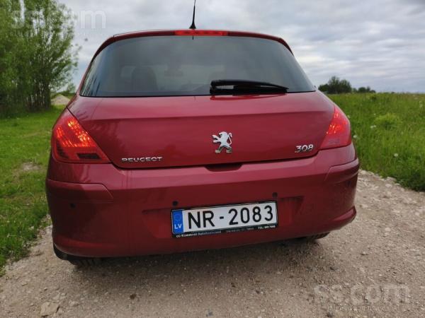 Sarkans Peugeot 308 2008 Rīga, ar dzinēja tilpumu 1.60 L un nobraukumu 171 tūkst. km par 2300 €, foto 4 vietnē AUTOMOTO.COM.LV