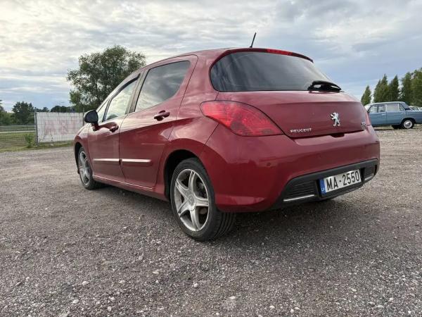 Sarkans Peugeot 308 2009 Daugavpils, ar dzinēja tilpumu 1.60 L un nobraukumu 205 tūkst. km par 2450 €, foto 3 vietnē AUTOMOTO.COM.LV