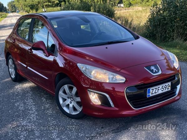 Sarkans Peugeot 308 2011 Tartu, ar dzinēja tilpumu 1.60 L un nobraukumu 215 tūkst. km par 2990 €, foto 1 vietnē AUTOMOTO.COM.LV
