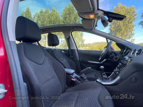 Sarkans Peugeot 308 2011 Tartu, ar dzinēja tilpumu 1.60 L un nobraukumu 215 tūkst. km par 2990 €, foto 7 vietnē AUTOMOTO.COM.LV