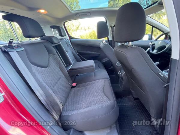 Sarkans Peugeot 308 2011 Tartu, ar dzinēja tilpumu 1.60 L un nobraukumu 215 tūkst. km par 2990 €, foto 9 vietnē AUTOMOTO.COM.LV