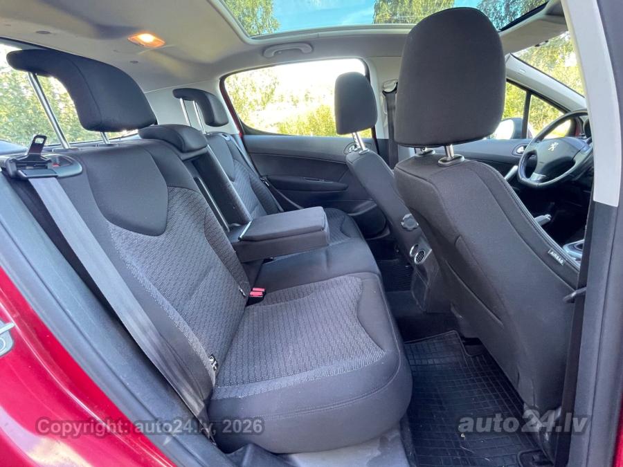 Sarkans Peugeot 308 2011 Tartu, ar dzinēja tilpumu 1.60 L un nobraukumu 215 tūkst. km par 2990 €, foto 9 vietnē AUTOMOTO.COM.LV
