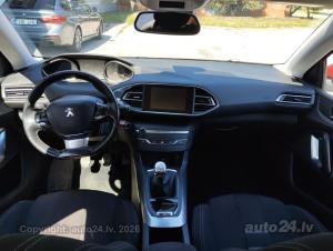 Red Peugeot 308 2013 in Rapla, with an engine capacity of 1.60 L and mileage of 249 thousand km for 2500 €, photo 8 on AUTOMOTO.COM.LV