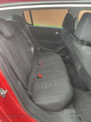 Sarkans Peugeot 308 2013 Viljandi, ar dzinēja tilpumu 1.60 L un nobraukumu 248 tūkst. km par 3900 €, foto 12 vietnē AUTOMOTO.COM.LV