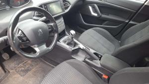 Sarkans Peugeot 308 2014 Gargždai, ar dzinēja tilpumu 1.56 L un nobraukumu 268 tūkst. km par 4950 €, foto 13 vietnē AUTOMOTO.COM.LV
